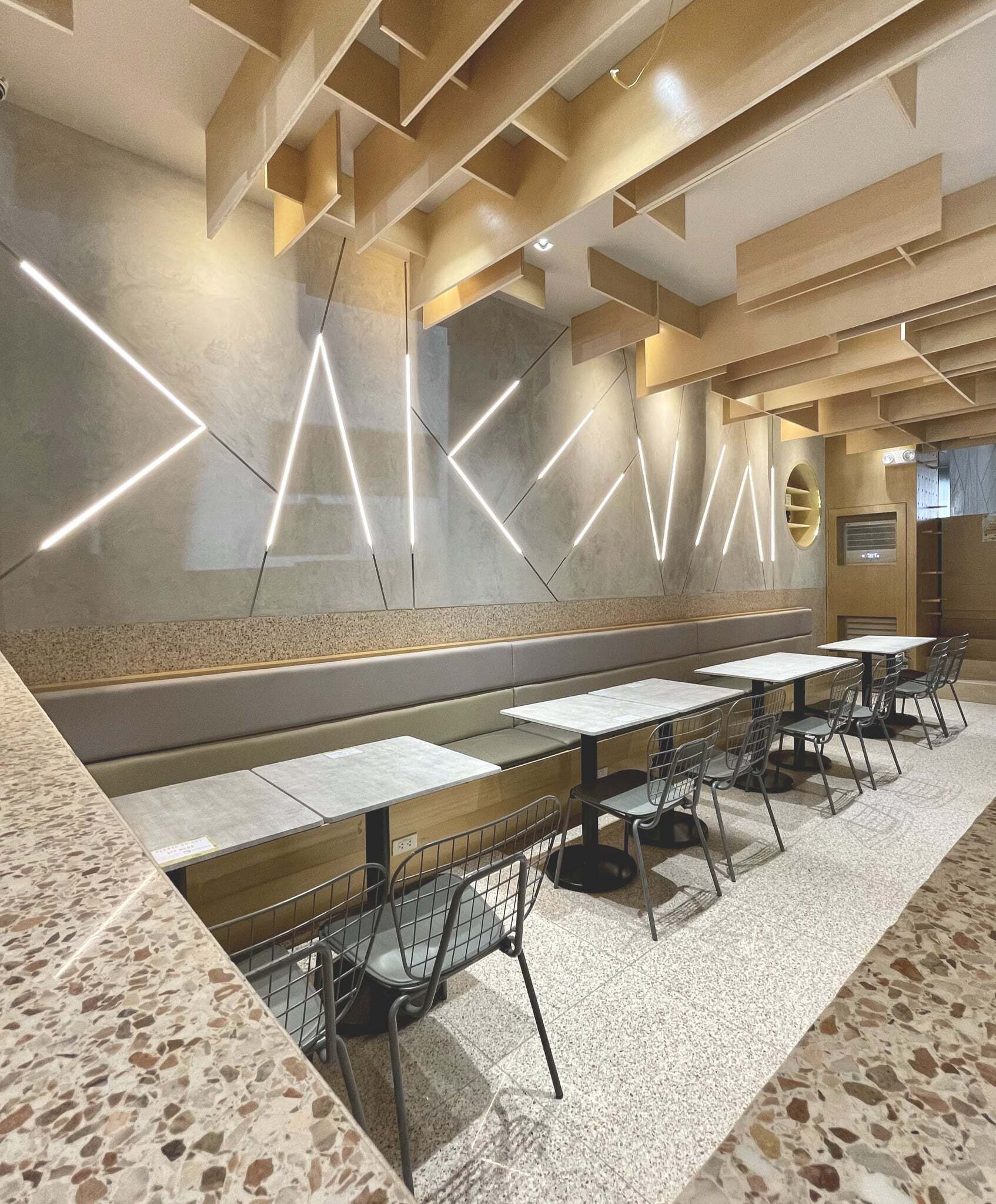 Model Space Design Locale